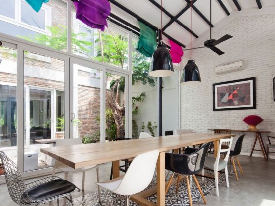 Modern Tube House by MimANYSTUDIO + REAL - Design Father