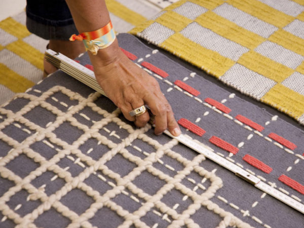 "Homemade" rugs and furniture by Patricia Urquiola - Design Father