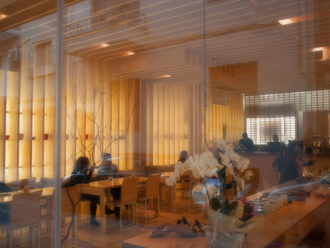 To Tsai Tea Room by Georges Batzios Architects - Design Father